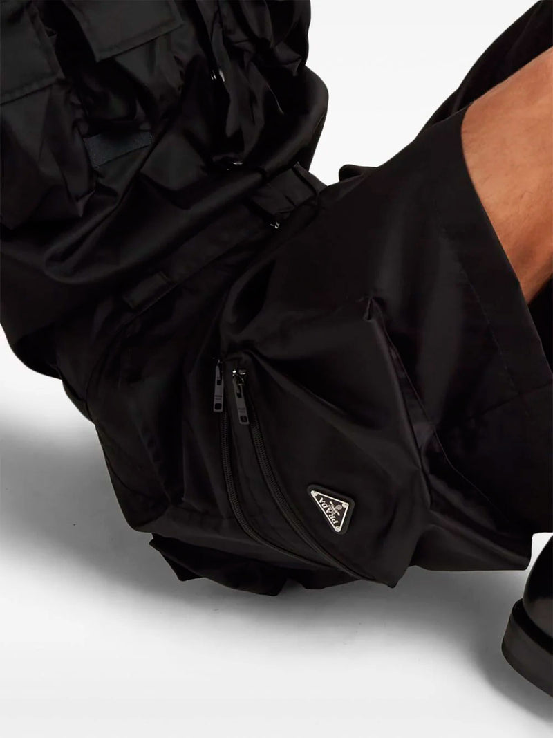 Triangle-plaque cargo shorts | Prada | OTTODISANPIETRO